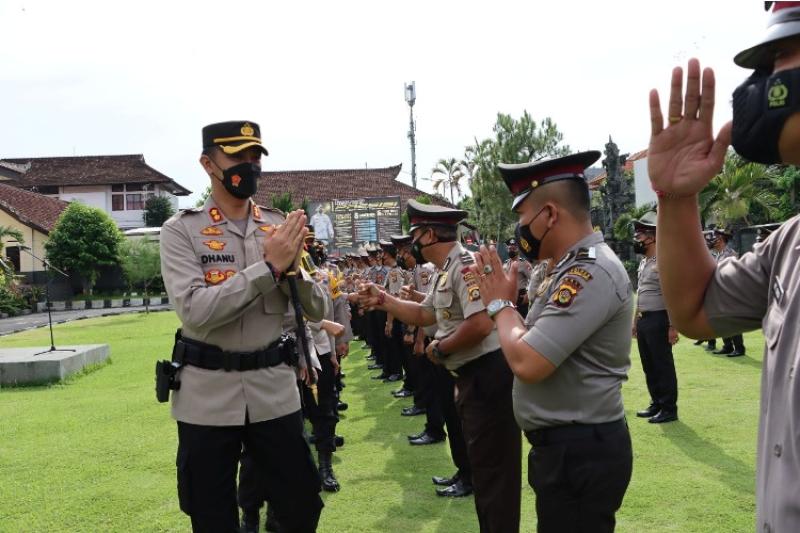 67 Personel Polres Klungkung Naik Pangkat Bali Tribune